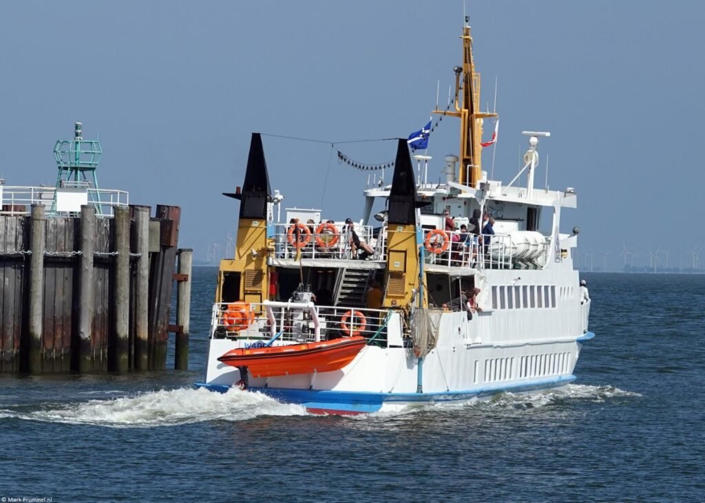 Ferries to Neuwerk - Ship Photos & Ferry Lines